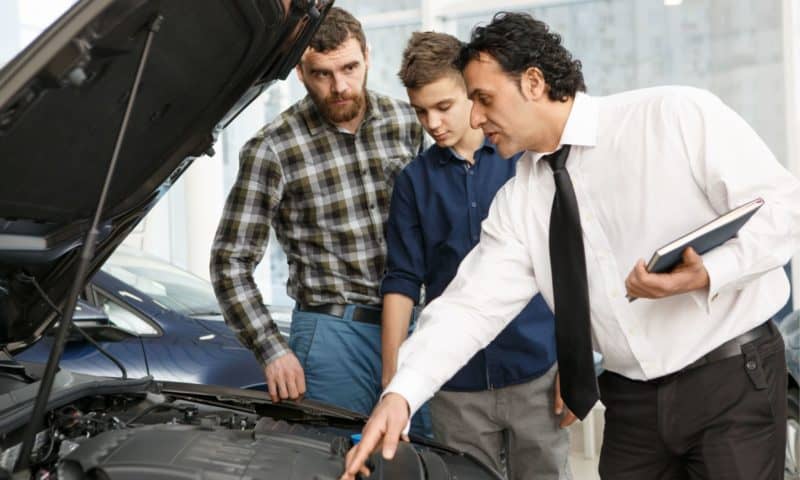 Taking the Pulse of the Automotive Customer Experience - ReviewTrackers