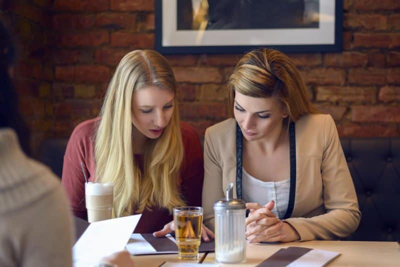 The Top Restaurant Review Sites: What Diners Think | ReviewTrackers